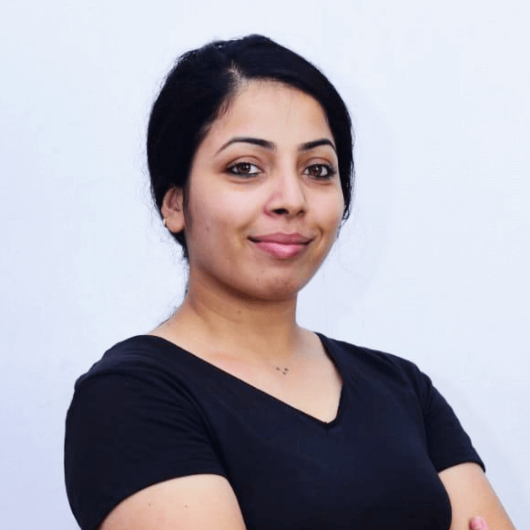 Komal Pardeshi HealthifyMe Fitness Trainer